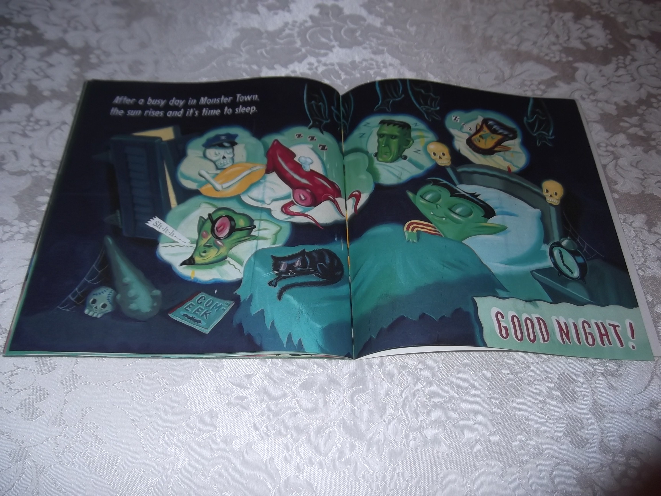 Images of MONSTERS IN TOWN Page 3 - JapaneseClass.jp