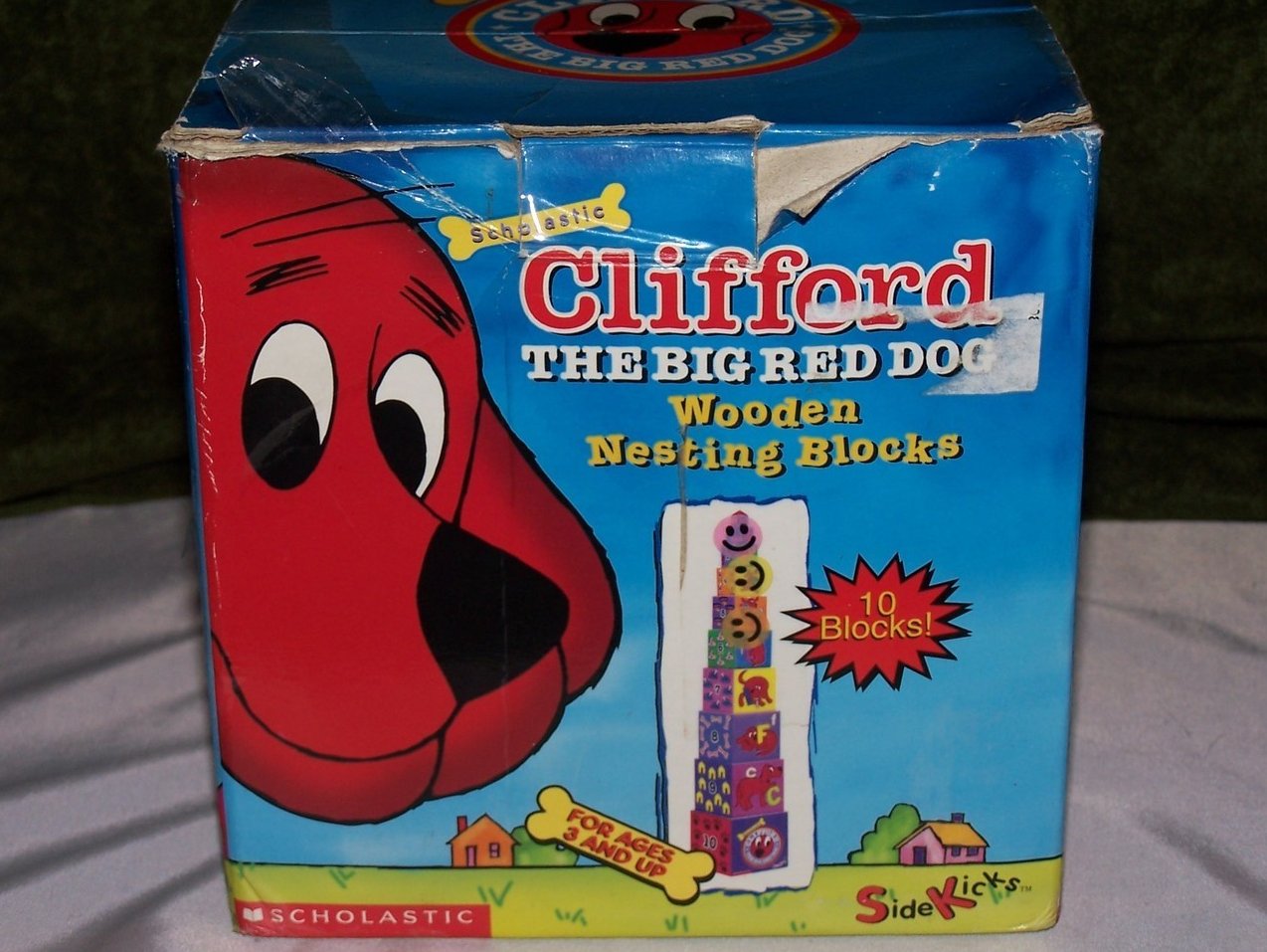 Clifford the Big Red Dog Stacking Blocks, Wooden
