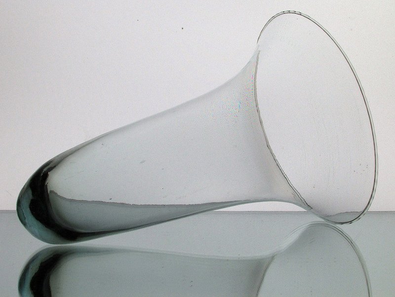 Hanging Cone Wall Vase Vessel Clear 9.75 x 6.75 Clear Flared OOS