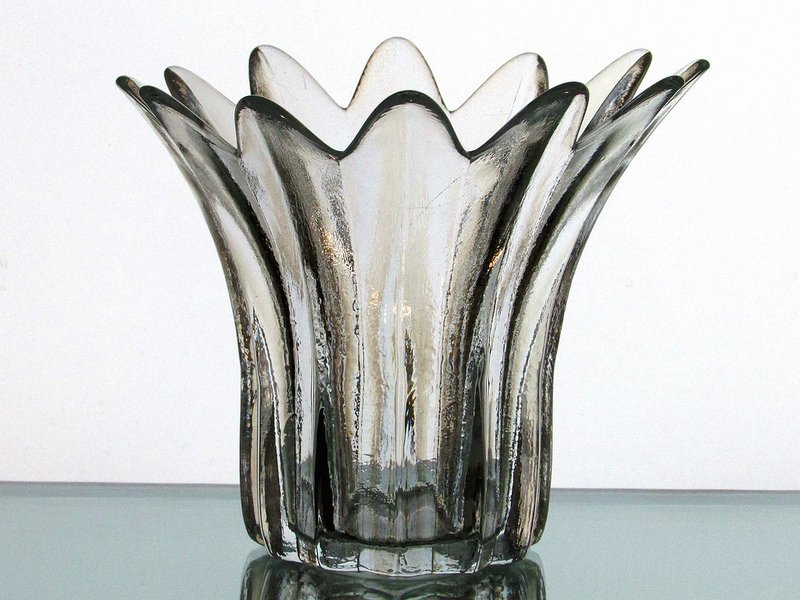 Flower Candle Holder with Flared Tips Clear Glass 12 Point OOS