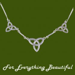 Celtic Treble Trinity Knot Trefoil Links Stylish Pewter Necklet