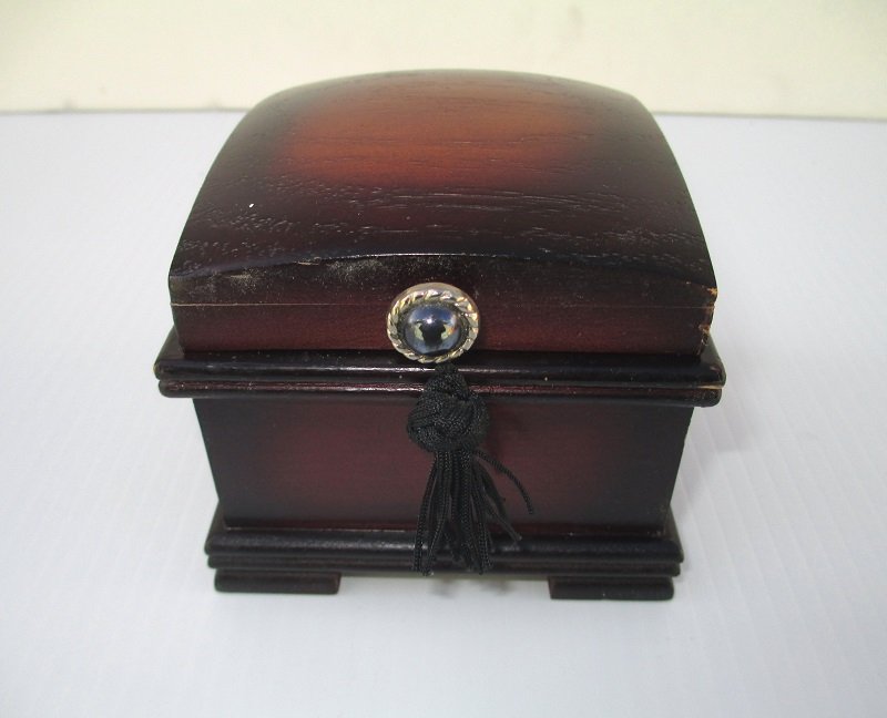 Mahogany Wood Multi Ring Box Bombay Heritage BBFA0148