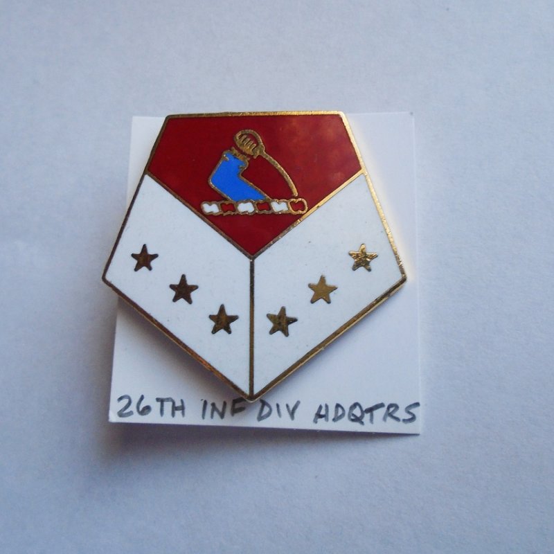 26th U.S. Army Infantry Div Headquarters DUI Insignia Pin 26th U.S. Army Infantry Div Headquarters DUI Insignia Pin