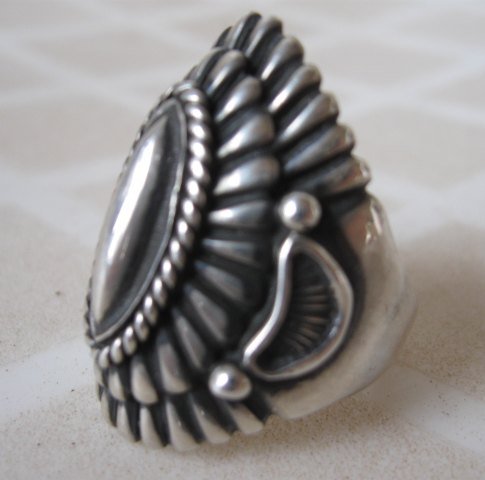 Navajo Harry Begay Sterling Silver Ingot Ring sz10