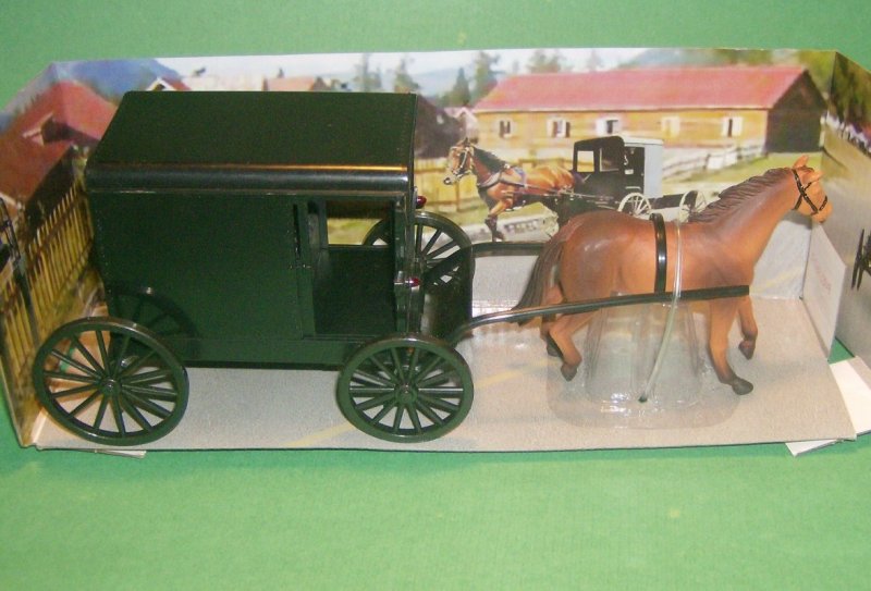 New Ray Toys Amish Style Plastic Western Buggy