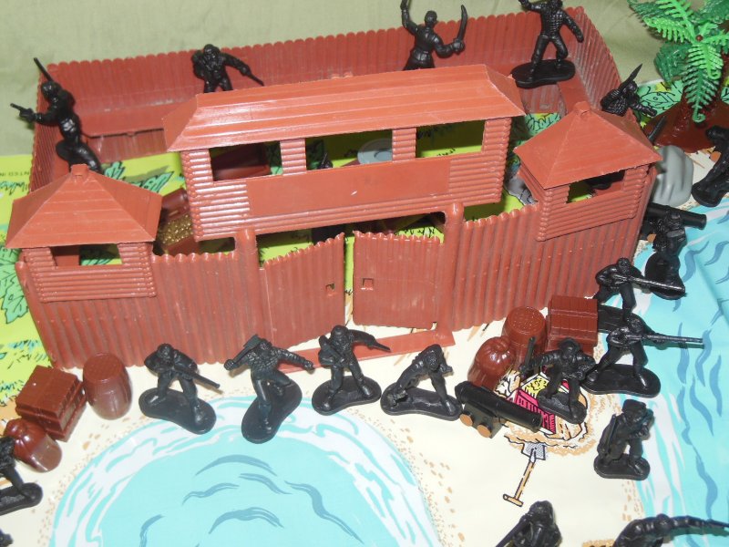 TSD Raid On Pirate Skull Island Custom Limited Edition Playset