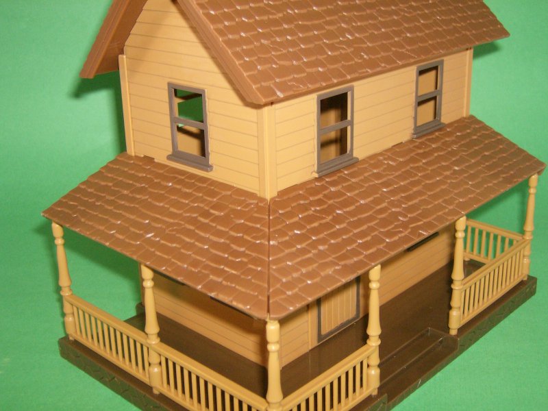 New Ray Plastic Frontier Western 2 Story Ranch House