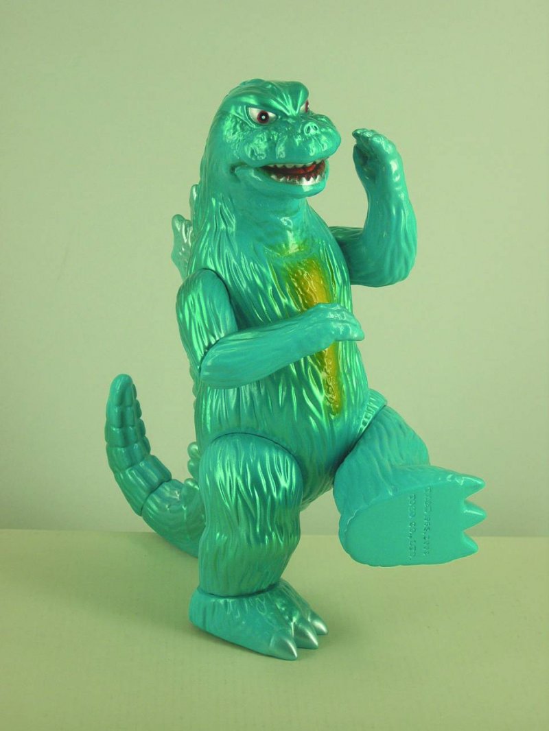 Medicom M1GO Godzilla 1965 Invasion of Astro Monster Sofubi GVW PX figure