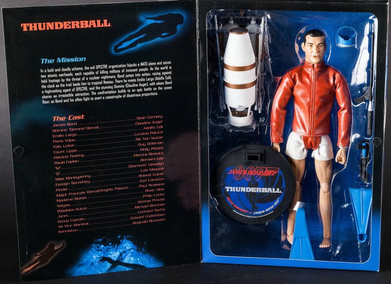 Sideshow James Bond 007 Sean Connery in Thunderball 12-inch figure